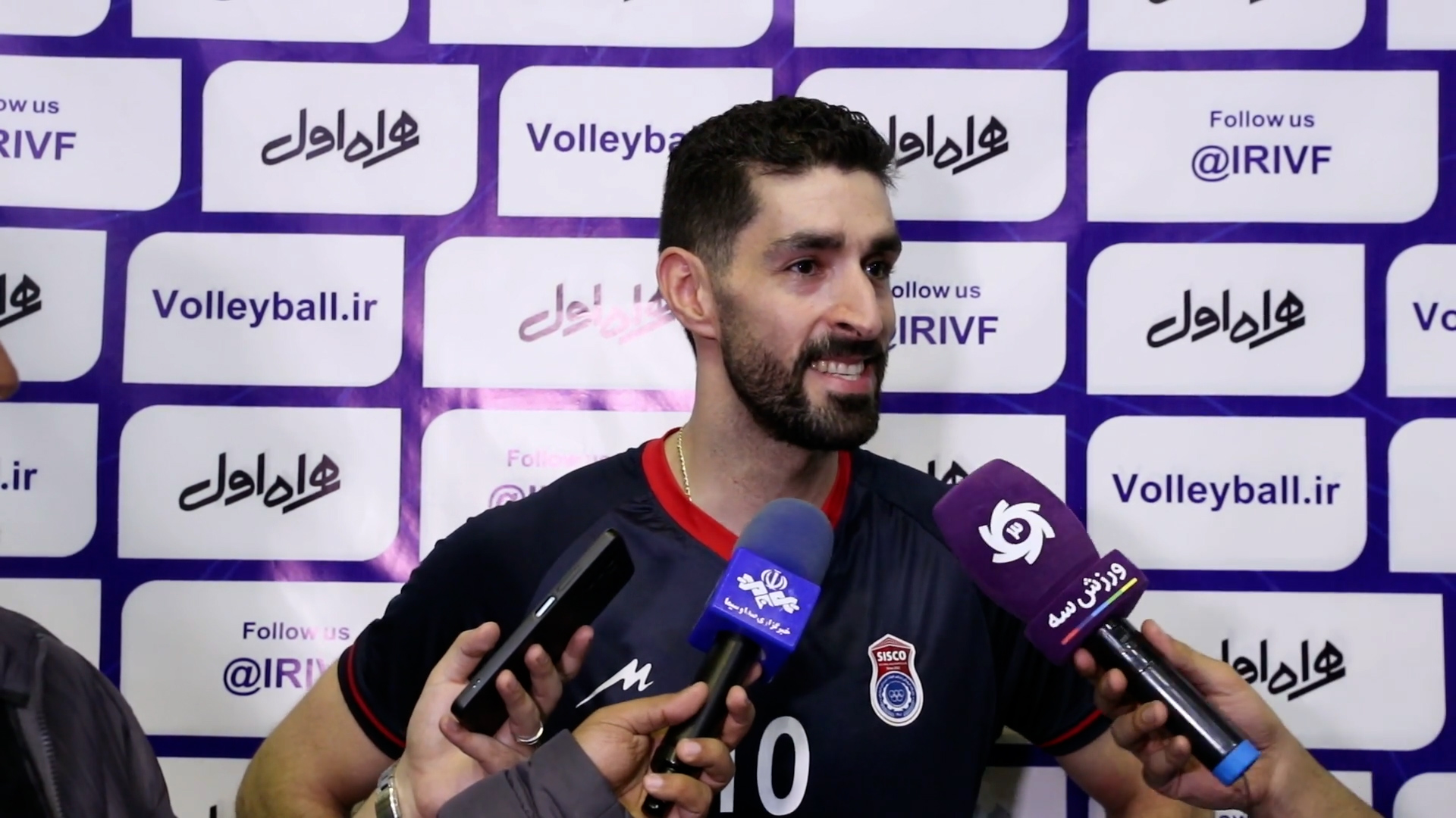 همایونفرمنش: سالم زندگی می‌کنم و در اوجم | ویدیو ورزش سه