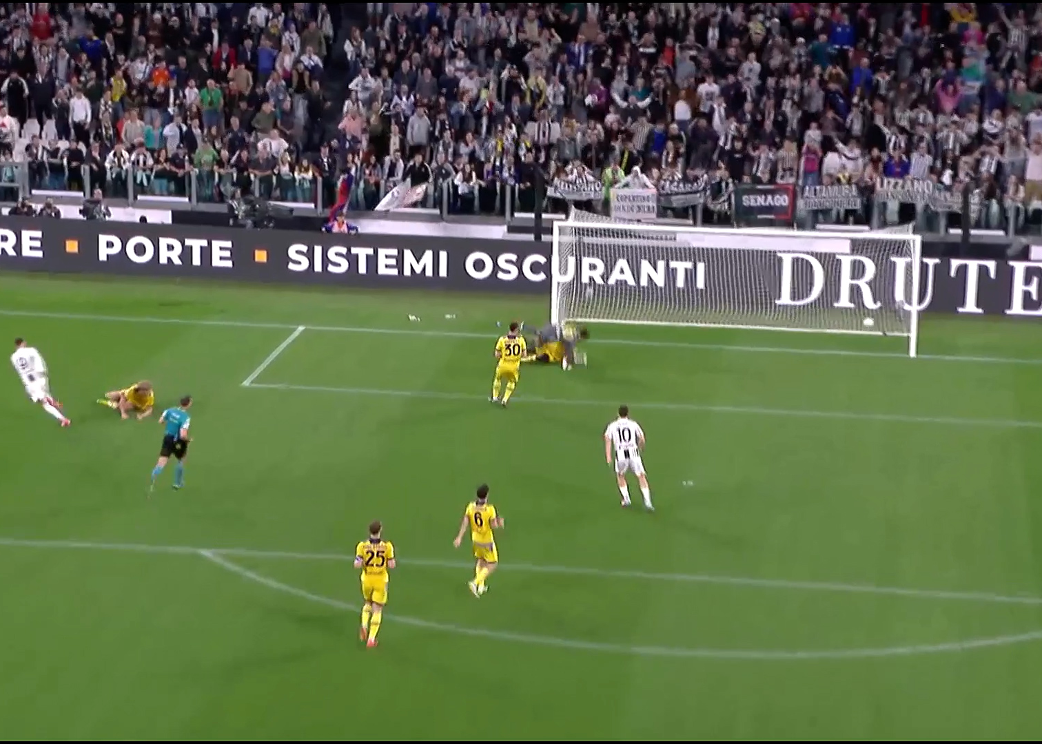 گل دوم یوونتوس به اودینزه (ولاهوویچ) | ویدیو ورزش سه